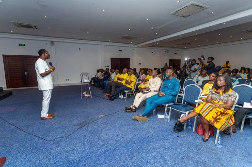 MTN CEO ENGAGES MEDIA,STAKEHOLDERS IN WESTERN AND CENTRAL REGIONS ...