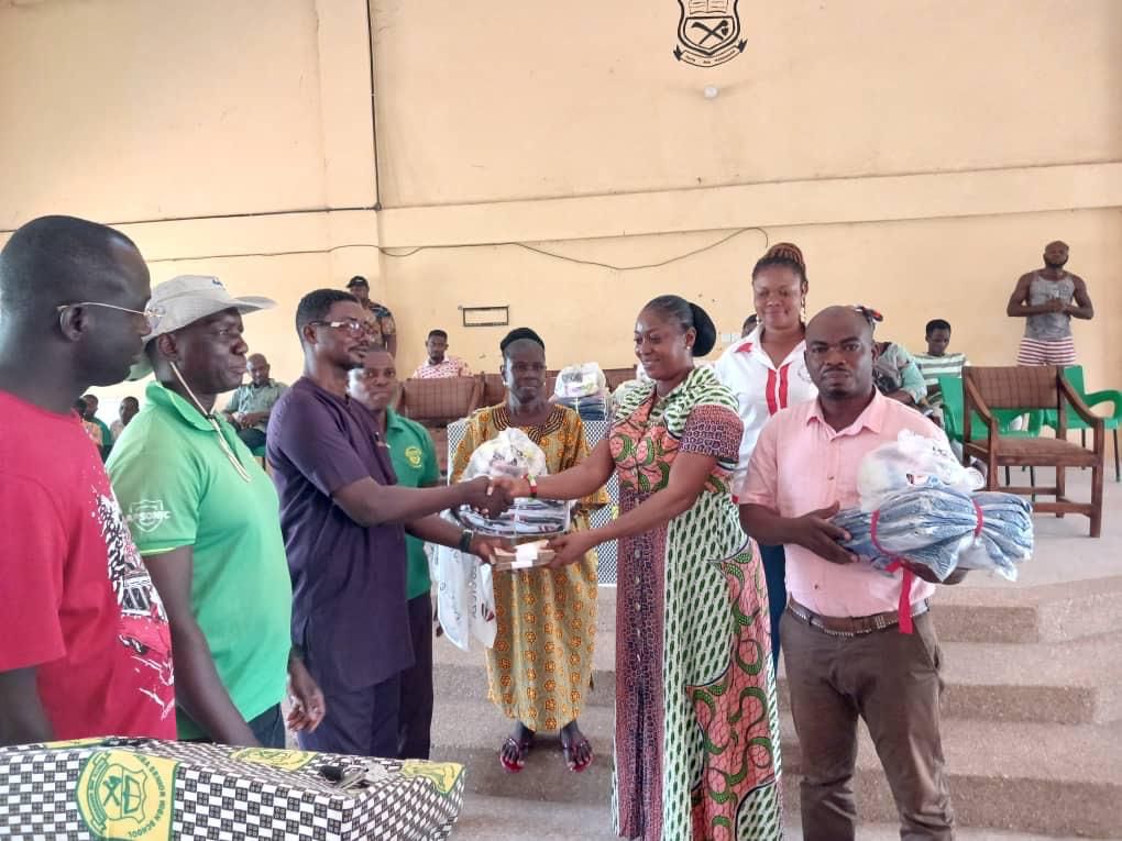 Lordina Mahama supports Jema SHS - TNTNEWSPAPER